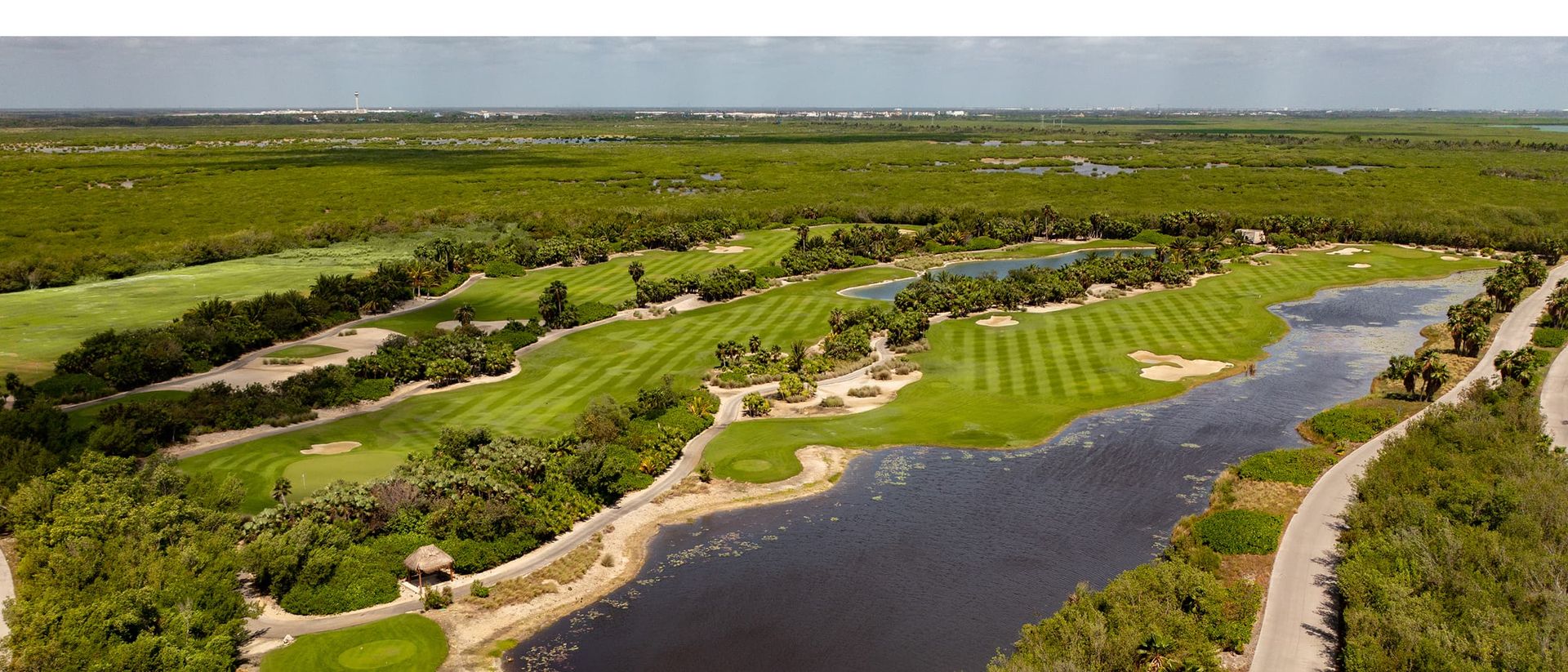 Riviera Cancun - A Tropical Oasis | Palace Resorts Golf